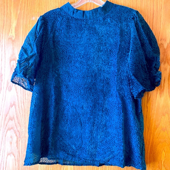 Maurices | Tops | Turquoise Blouse Short Sleeve Two Button In The Back ...